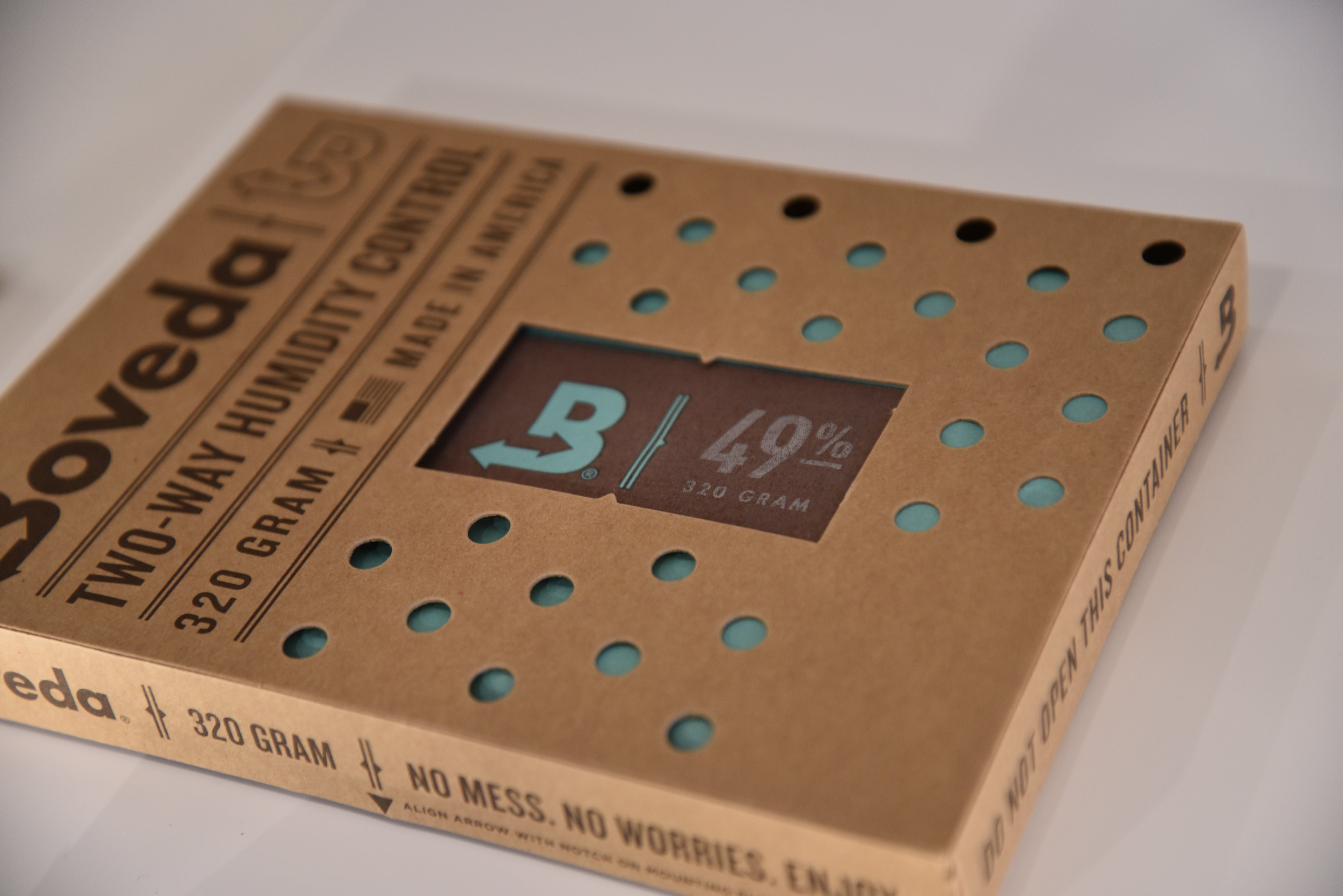 Boveda 49% 320-Gram Packet – Acoustic Remedy Cases