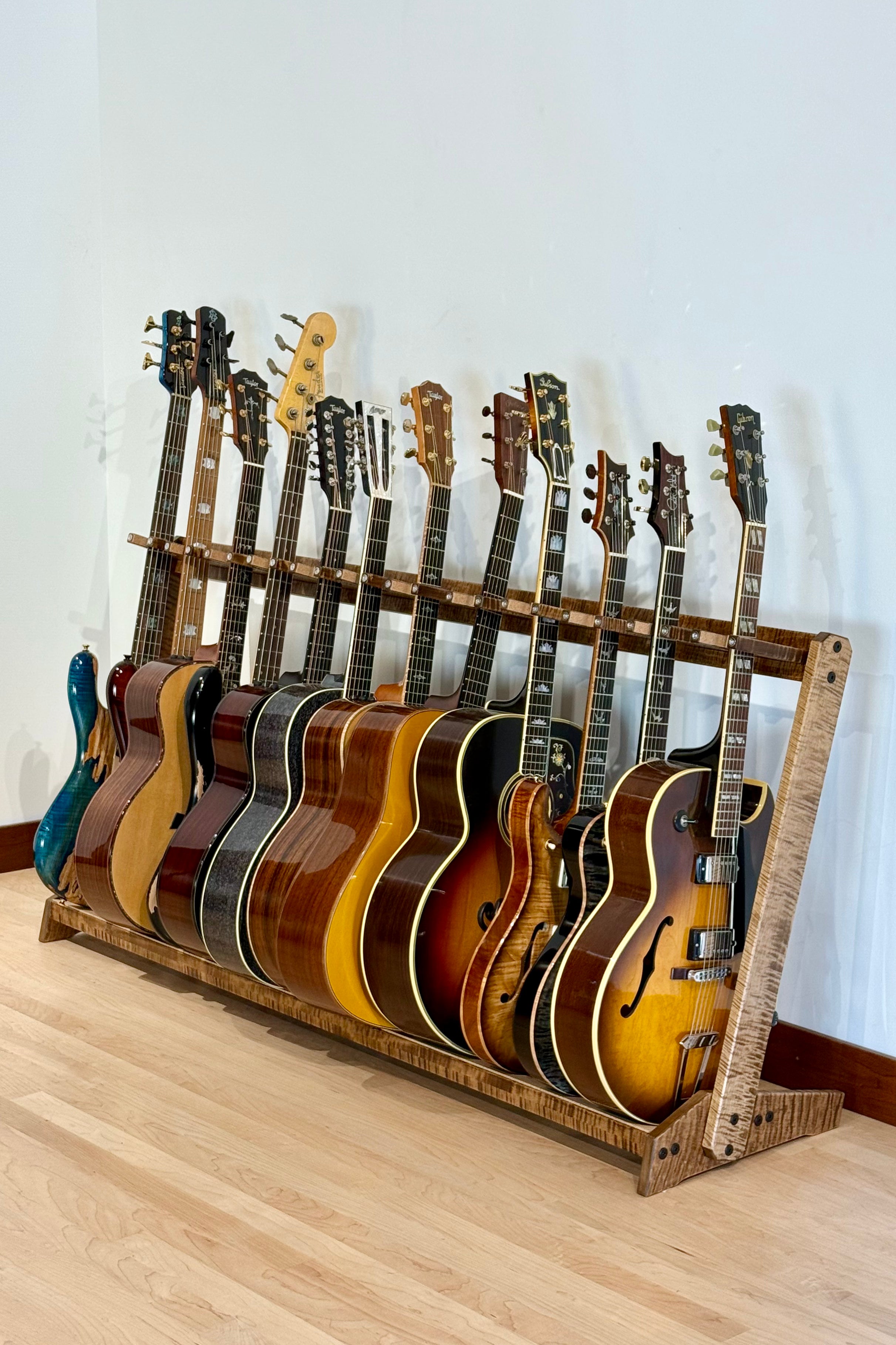 Grand StringRack - Flamed Maple - Provincial – Acoustic Remedy Cases